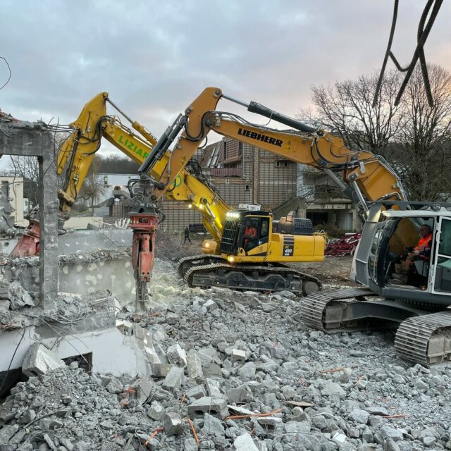 Liziard - Travaux Publics, Démolition, Désamiantage, Construction