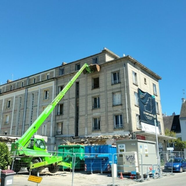 Liziard - Travaux Publics, Démolition, Désamiantage, Construction